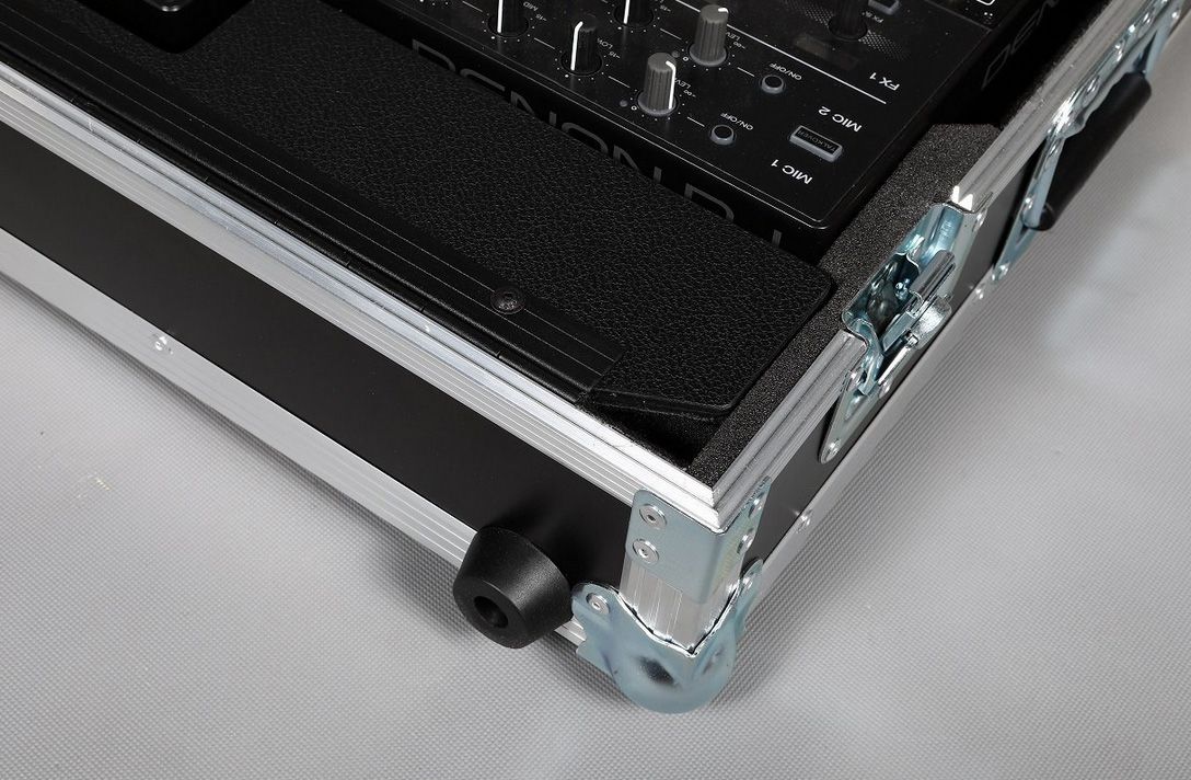 Denon DJ Case Prime 4 - case do kontrolera
